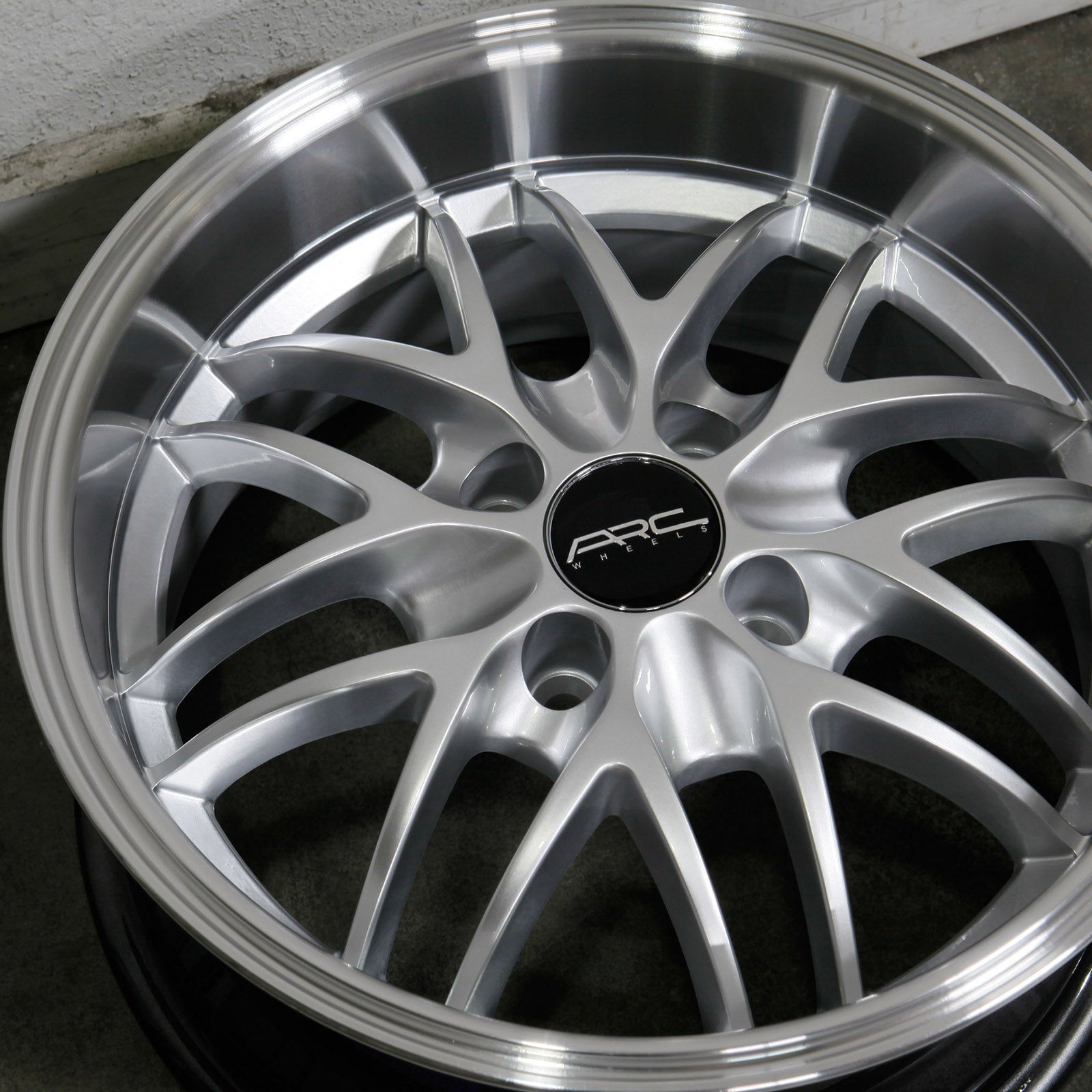 ARC Wheels AR3 Hyper Silver – aspire MOTORING