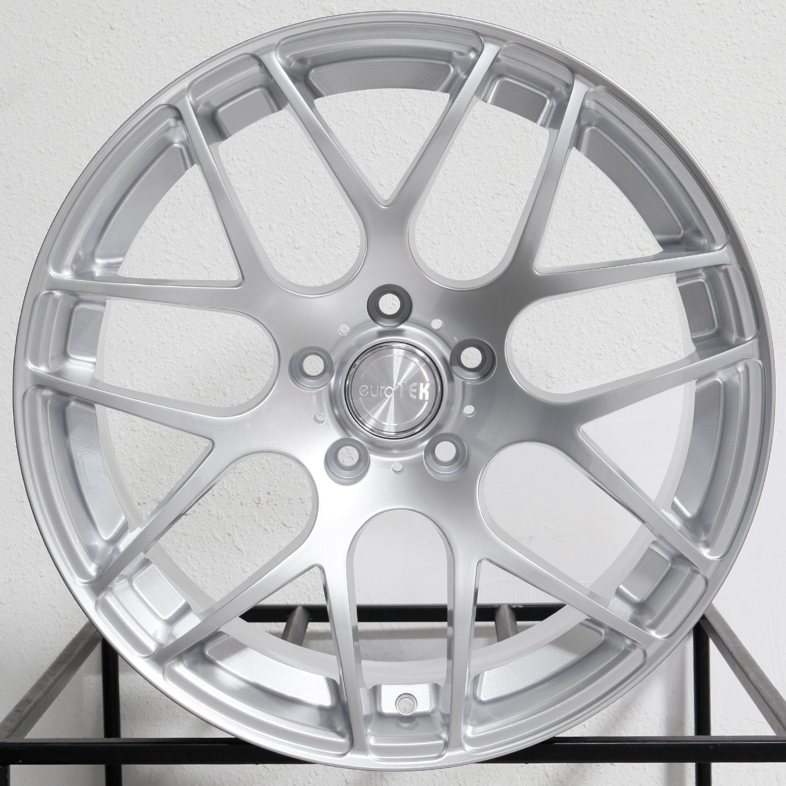 ARC Wheels UO2 Hyper Silver – aspire MOTORING
