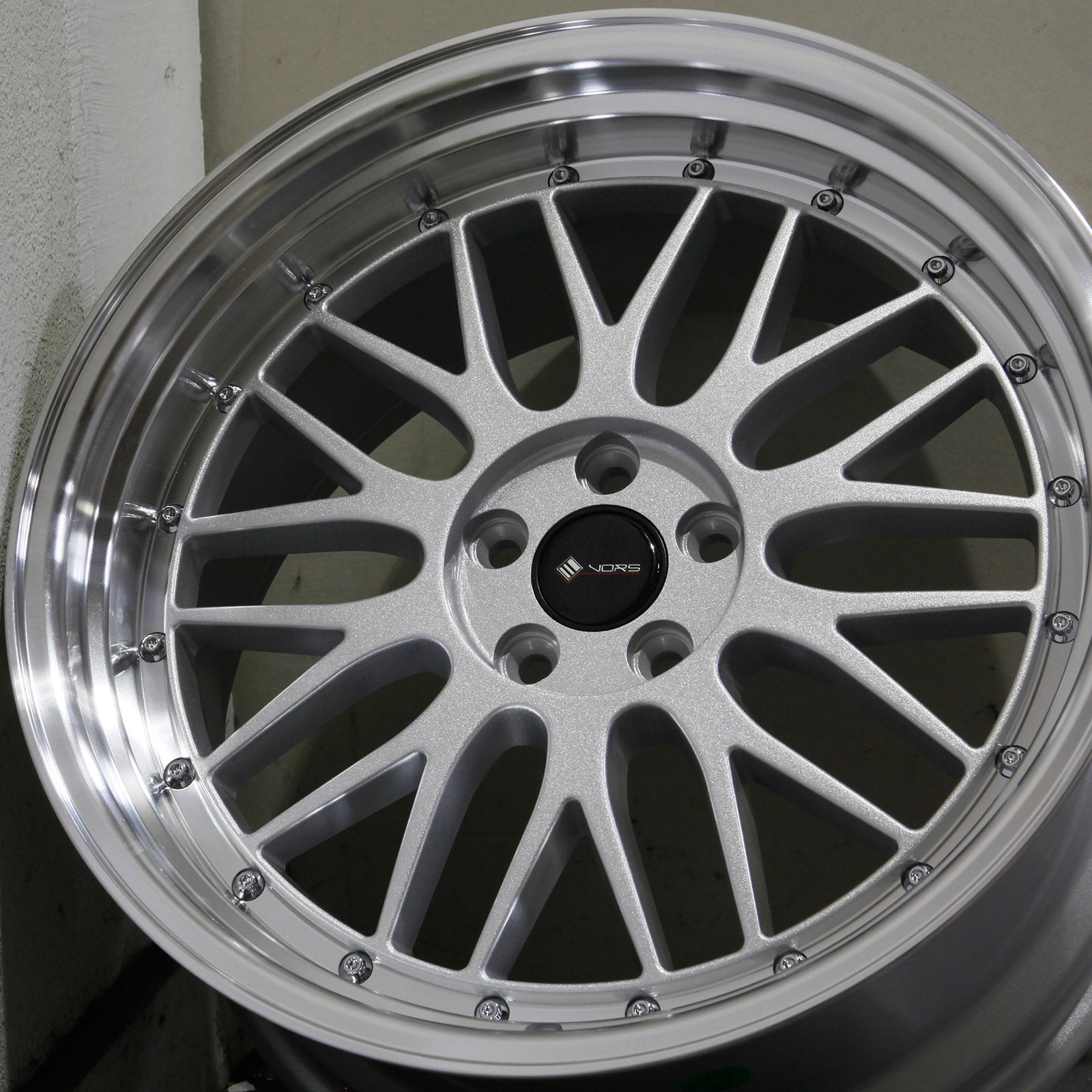 Vors Wheels VR8 Silver – aspire MOTORING