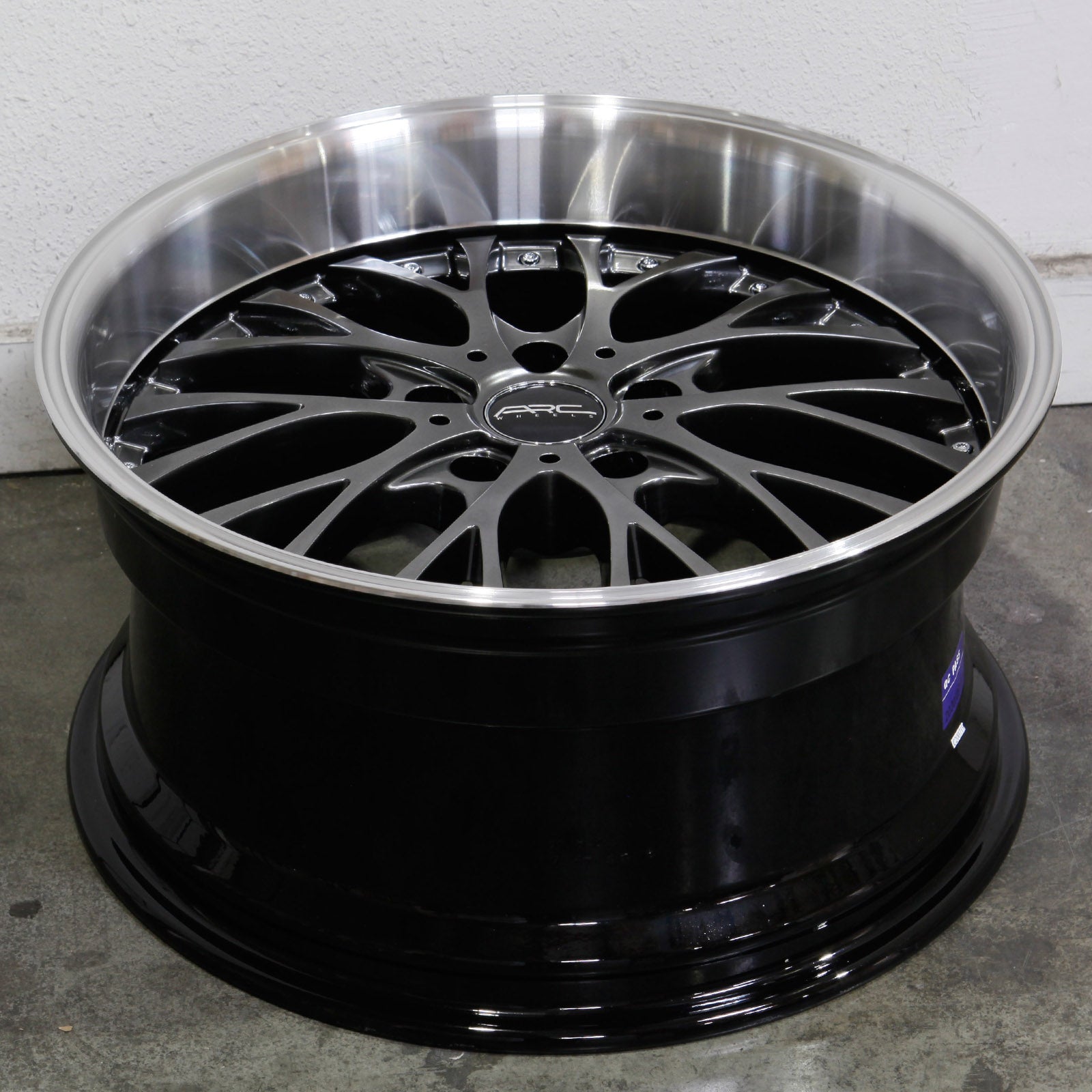 ARC Wheels AR6 Hyper Black – aspire MOTORING